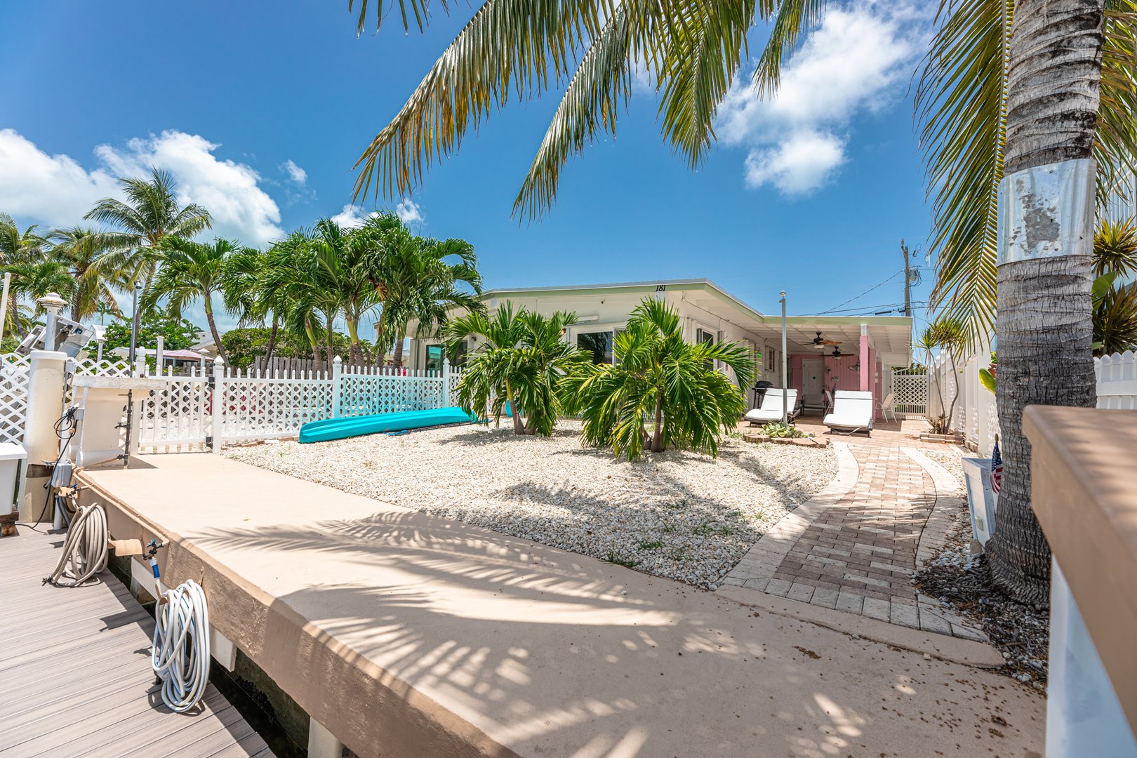 Salty Flamingo(MA1091)| Florida Keys Vacation Rentals