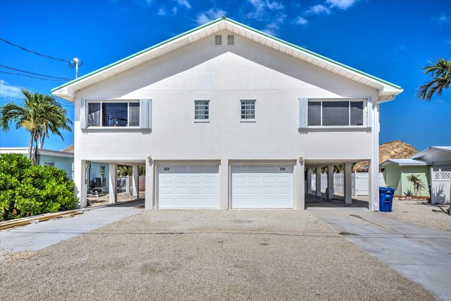 3 Bedroom on Key Colony Beach(MA262)| Florida Keys Vacation Rentals