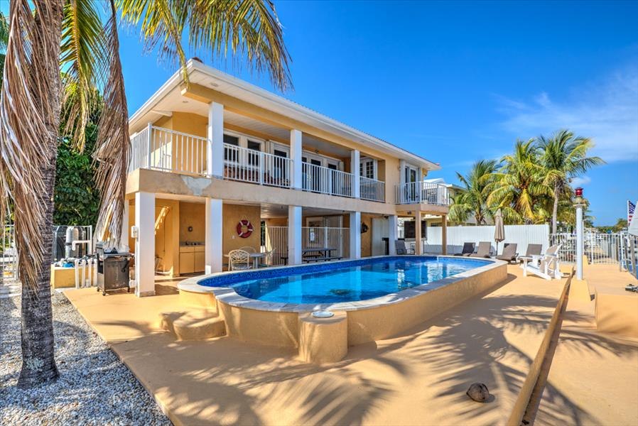 Outdoor Delight(MA770)| Florida Keys Vacation Rentals