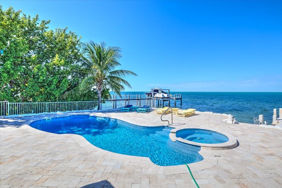 Brand New Bayfront Beauty(MA815)| Florida Keys Vacation Rentals