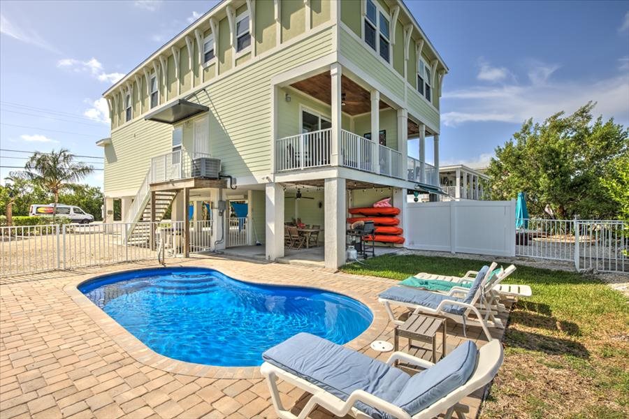 Salty Mermaid(MA1067)| Florida Keys Vacation Rentals