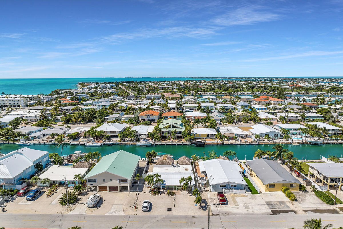 Charming(MA877)| Florida Keys Vacation Rentals