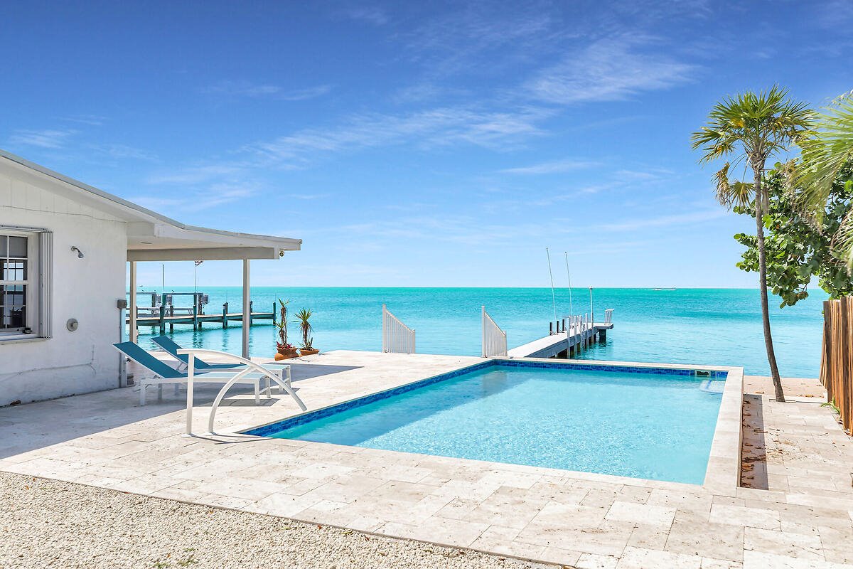 Waterfront Fantasy(MA1055)| Florida Keys Vacation Rentals